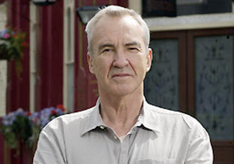 Light duties for EastEnders actor Larry Lamb at Islington Green ...