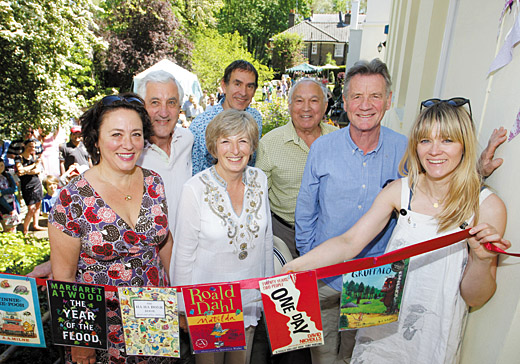 Belsize Library set to issue first cards for members, as Edith Bowman ...