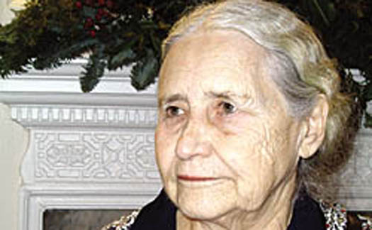 Tributes to Doris Lessing as British Nobel Laureate author dies at her ...