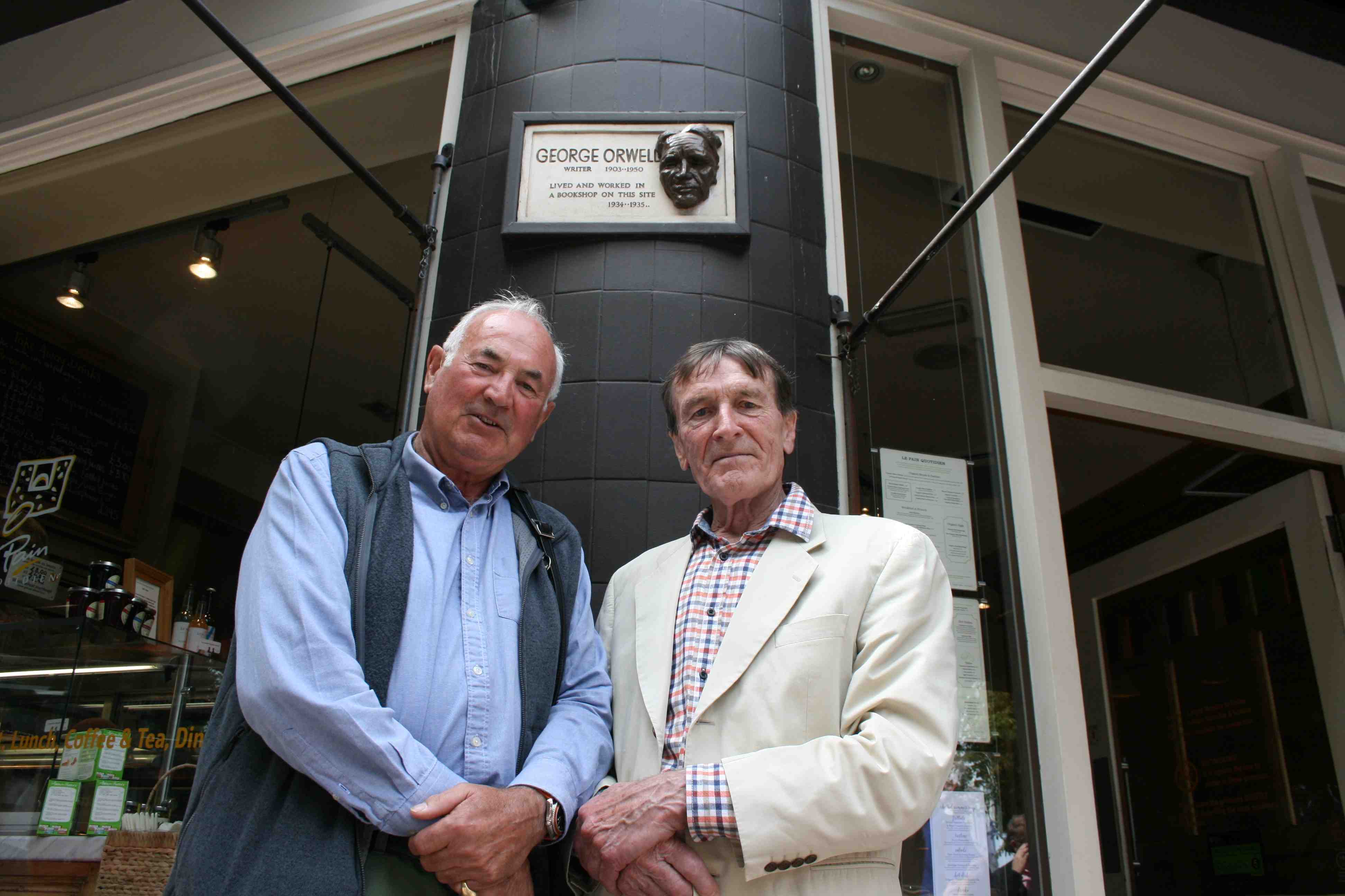 George Orwell's son helps return bust of Animal Farm writer to ...