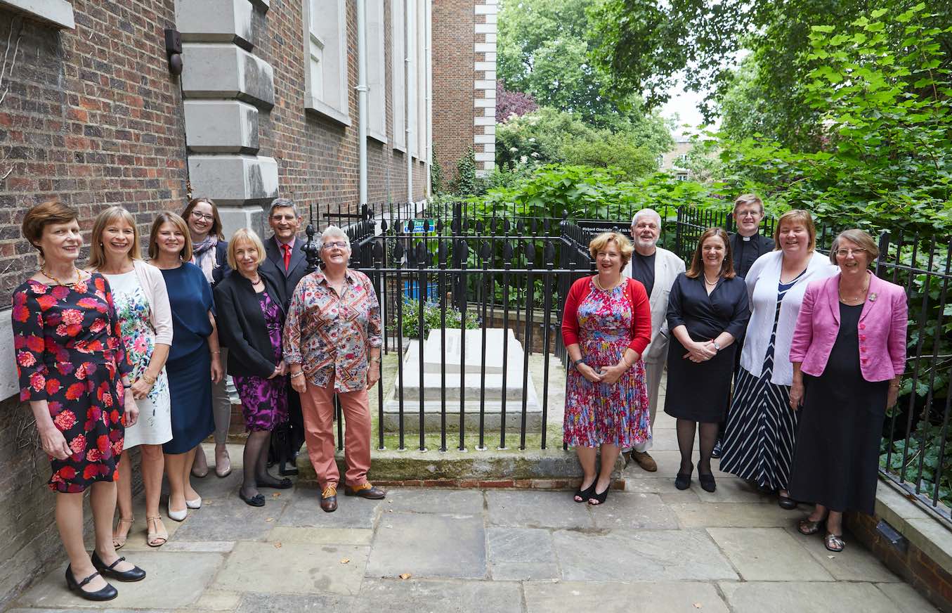 Service celebrates 500th anniversary of Richard Cloudesley charity ...