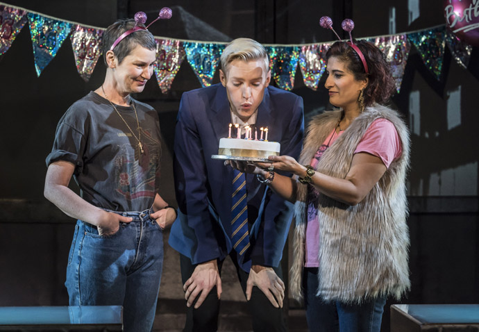 Review: Everybody’s Talking About Jamie, at Apollo Theatre | Camden New ...