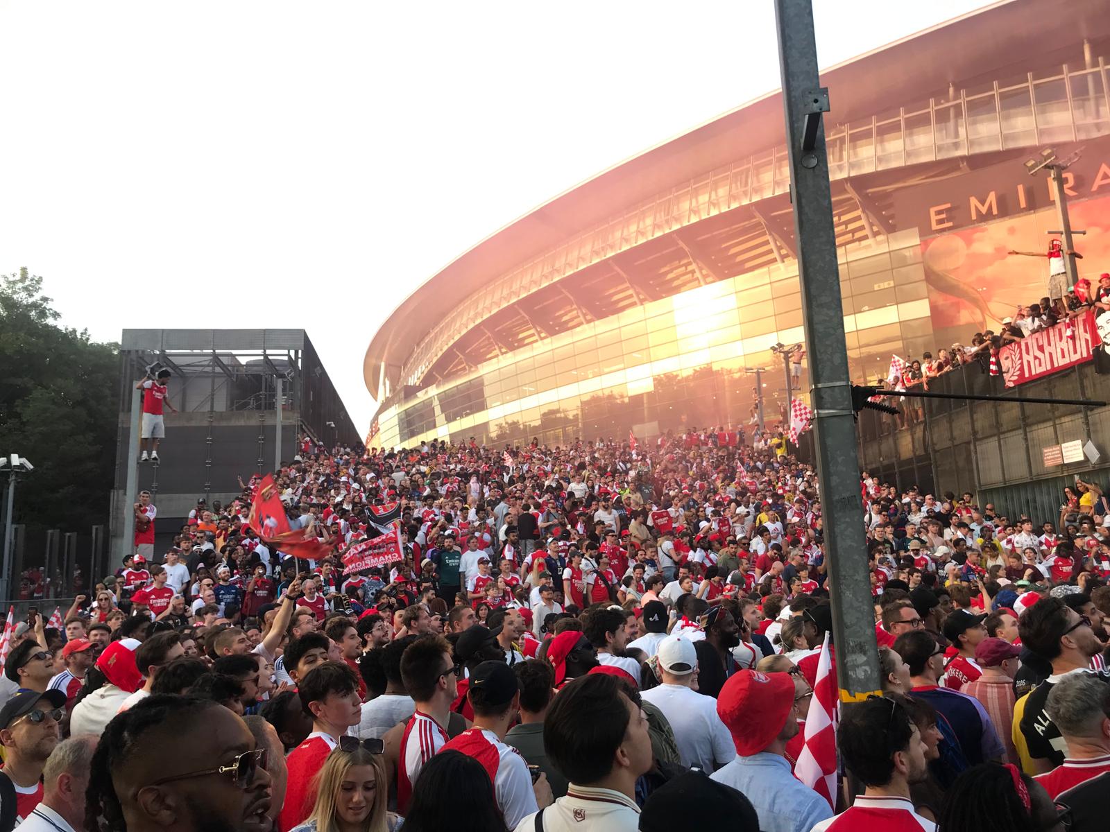 Biggest pub weekend ever – but who will clean up after Arsenal fans ...